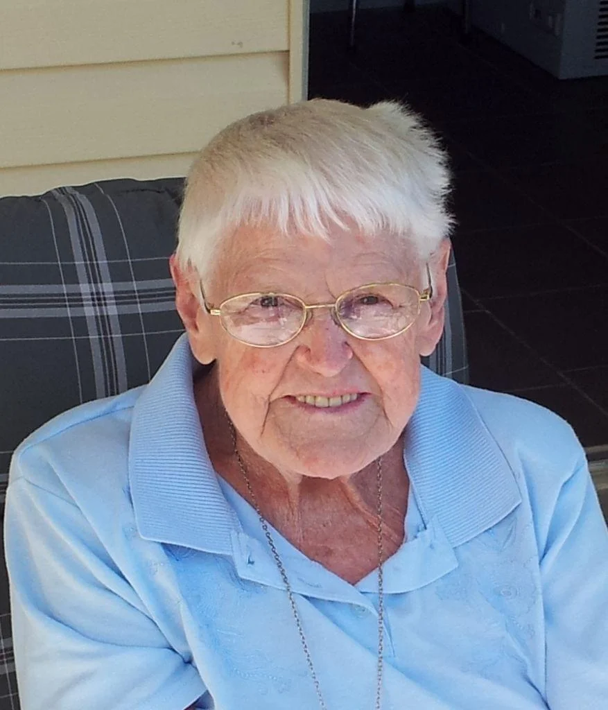Audrey May Jones – Online Memorials
